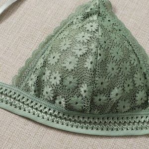 Tops | 4 Set Triangle Bra | Poshmark